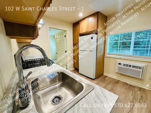 1 Br, 1 bath, Condo 102 W Saint Charles Street