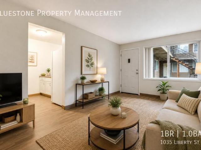 1 Br, 1 bath, Condo 1035 Liberty St SE