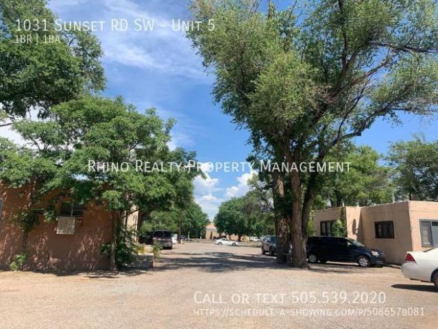 1 Br, 1 bath, Condo 1031 Sunset Rd Sw