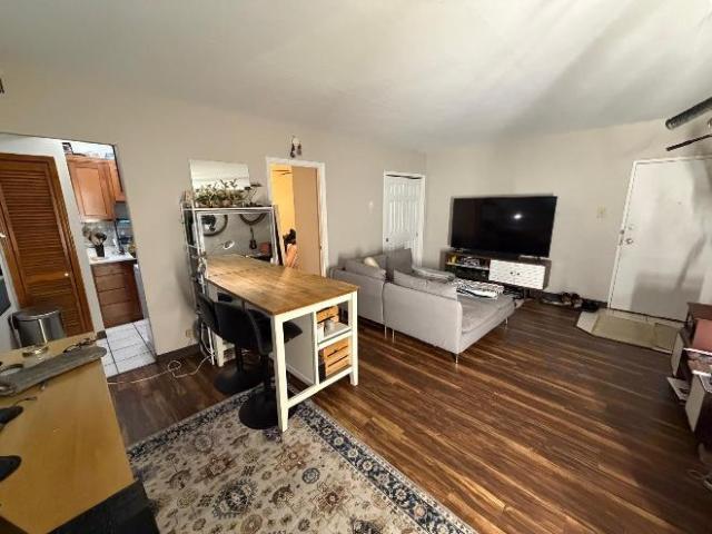 1 Br, 1 bath, Condo 103 Mcknight Cir