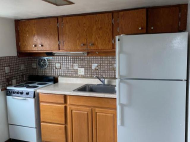 1 Br, 1 bath, Condo 1042 W Cascade Ave