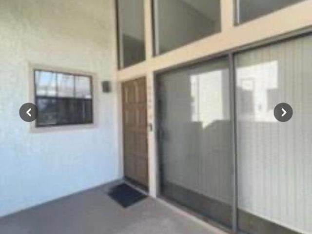 1 Br, 1 bath, Condo 10540 Lakeside Dr N
