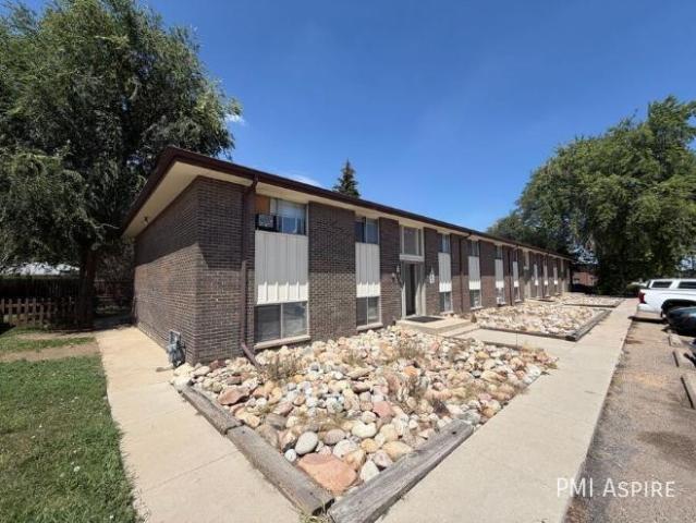1 Br, 1 bath, Condo 1050 17th Ave