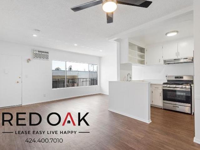 1 Br, 1 bath, Condo 1051 N Gardner Street