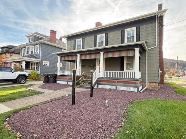 1 Br, 1 bath, Condo 1051 Elk St
