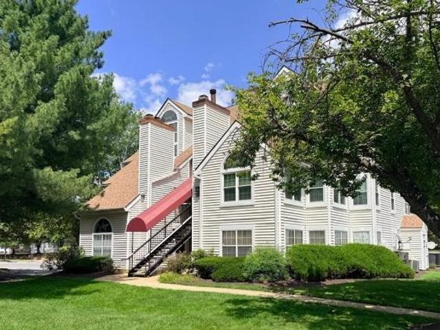 1 Br, 1 bath, Condo 10520 Beacon Ridge Dr