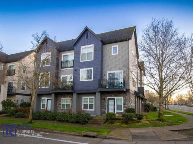1 Br, 1 bath, Condo 10651 Ne Red Wing Way