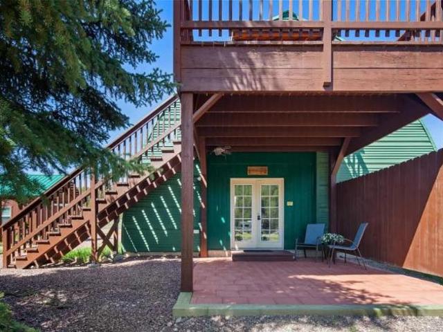 1 Br, 1 bath, Condo 10630 Hwy 2 E