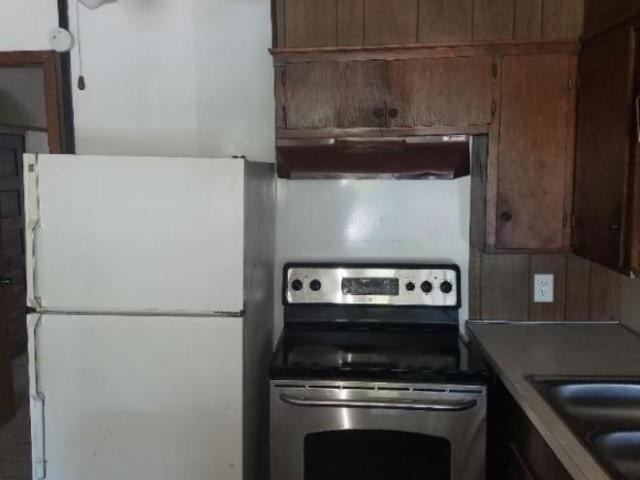 1 Br, 1 bath, Condo 107 W South St