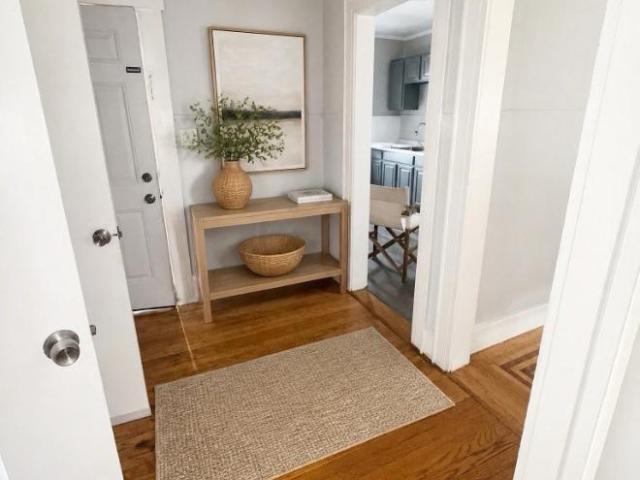 1 Br, 1 bath, Condo 107 Vassar Ave