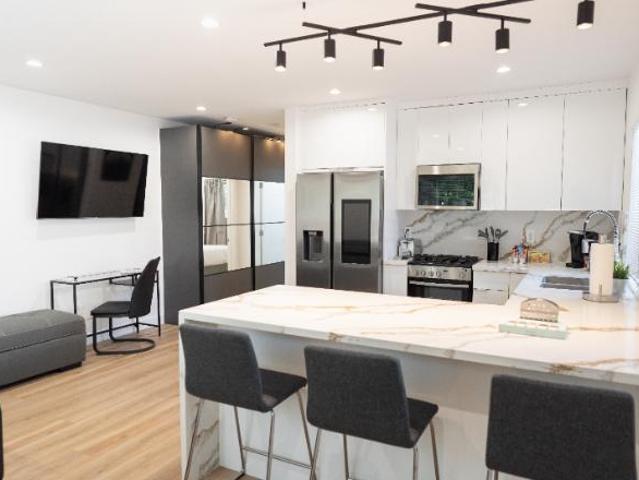 1 Br, 1 bath, Condo 10863 Kling St