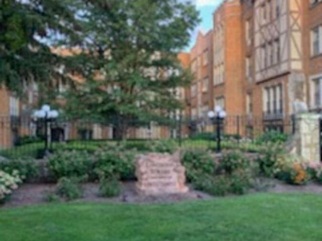 1 Br, 1 bath, Condo 10947 S Longwood Dr