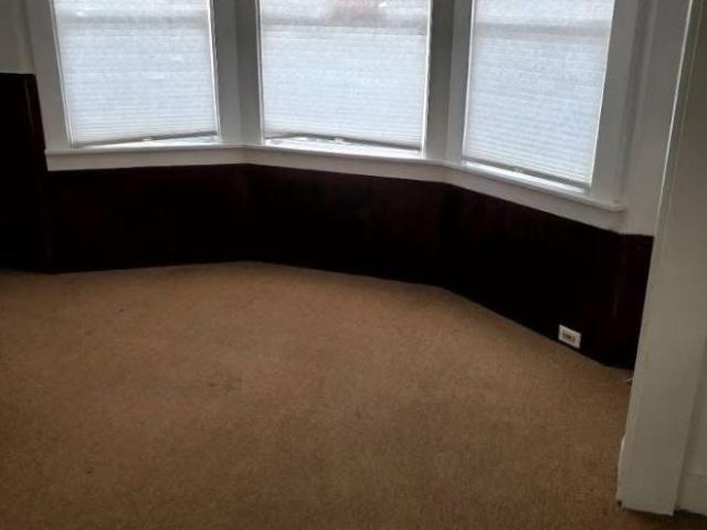 1 Br, 1 bath, Condo 10 Colllege Avenue