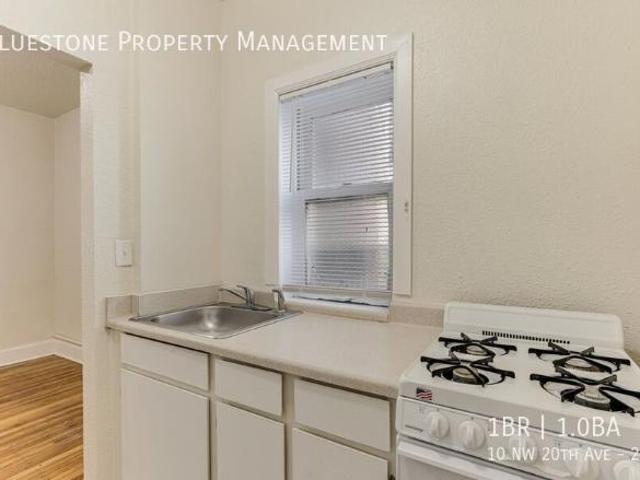 1 Br, 1 bath, Condo 10 NW 20th Ave