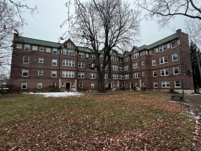 1 Br, 1 bath, Condo 1108 Curtiss St