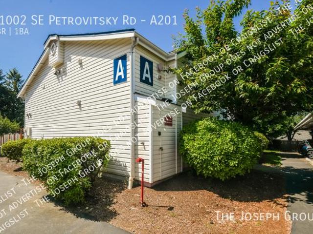 1 Br, 1 bath, Condo 11002 SE Petrovitsky Rd