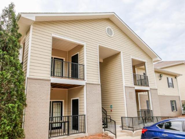 1 Br, 1 bath, Condo 1101 Molly Barr Road