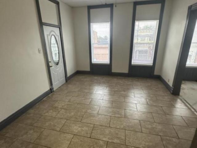 1 Br, 1 bath, Condo 110 1/2 S Main