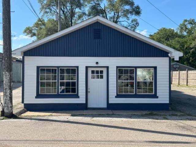1 Br, 1 bath, Condo 110 W Willow Drive