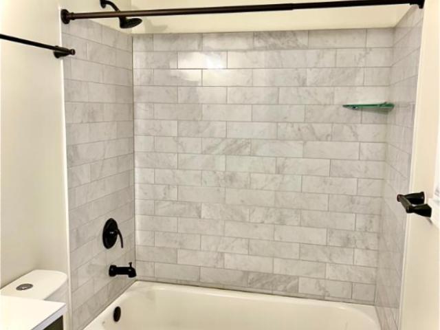 1 Br, 1 bath, Condo 110 W Willow Drive Unit E