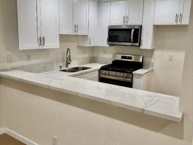 1 Br, 1 bath, Condo 11117 Hartsook St