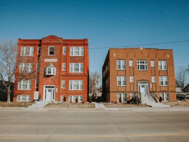1 Br, 1 bath, Condo 1111 E Iron Ave