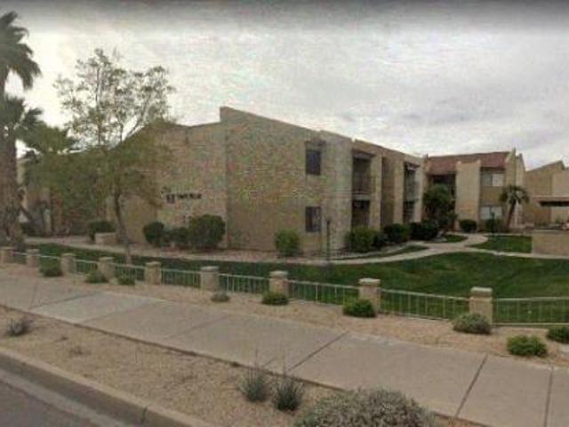 1 Br, 1 bath, Condo 1111 E University Dr