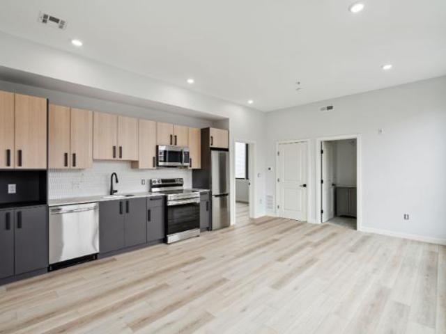1 Br, 1 bath, Condo 1112 E Berks St