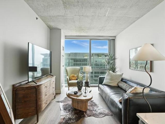 1 Br, 1 bath, Condo 1124 West Carroll Street