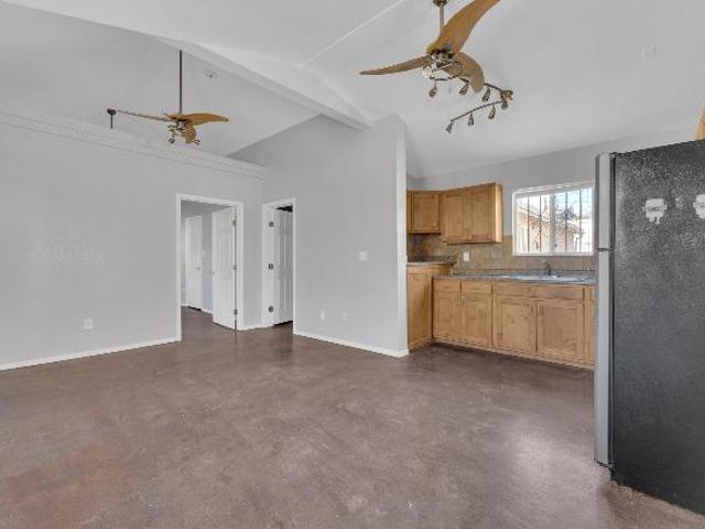 1 Br, 1 bath, Condo 1127 N El Paso Street