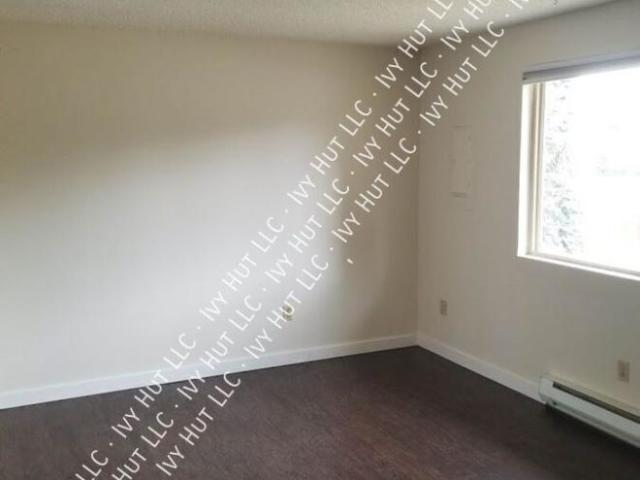 1 Br, 1 bath, Condo 11208 59th Ave Ct E
