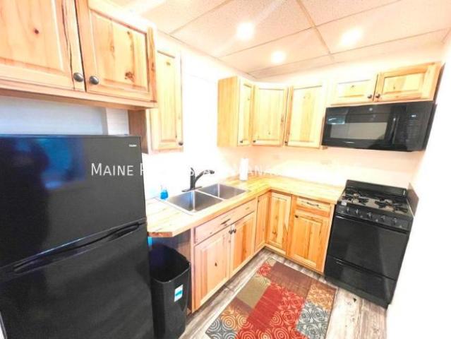 1 Br, 1 bath, Condo 1121 Stillwater Ave