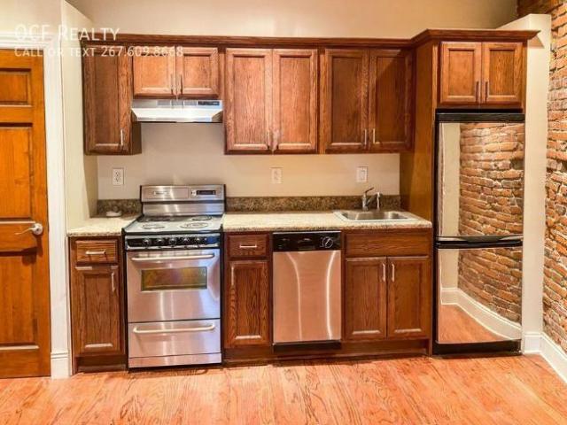1 Br, 1 bath, Condo 1122 E Passyunk Ave