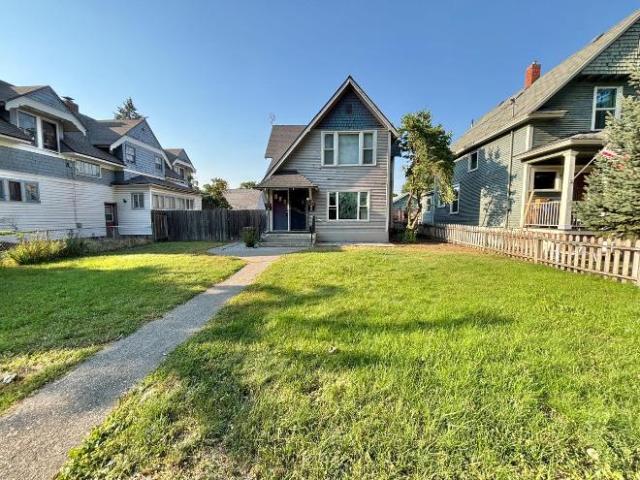 1 Br, 1 bath, Condo 1122 W Augusta Ave