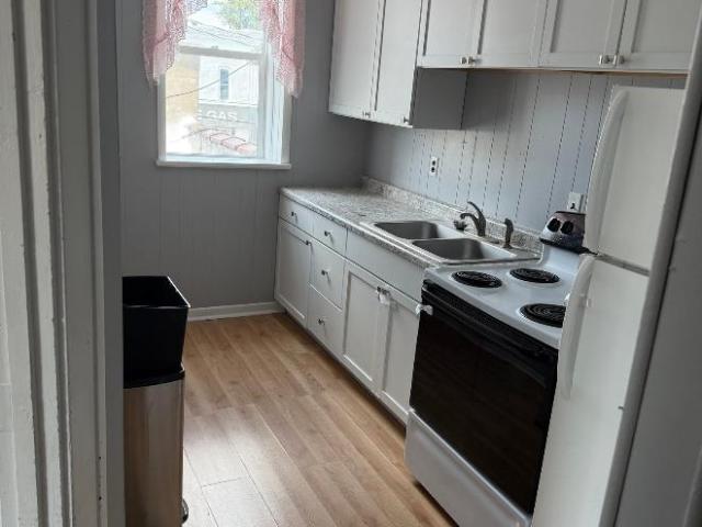 1 Br, 1 bath, Condo 112 1/2 Main Street