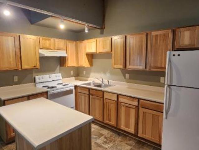 1 Br, 1 bath, Condo 112 South Douglas St