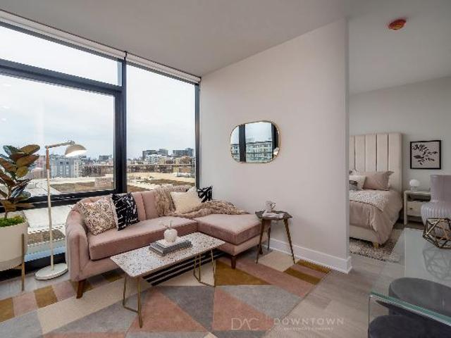 1 Br, 1 bath, Condo 1143 W Van Buren