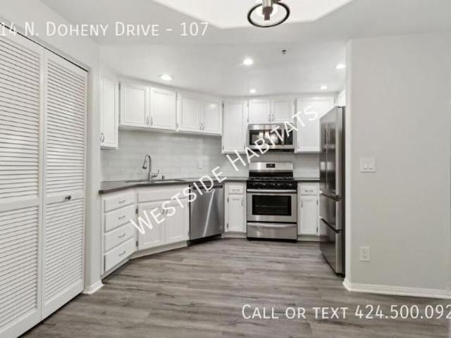 1 Br, 1 bath, Condo 114 N Doheny Drive