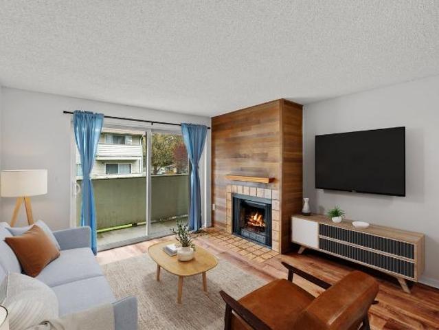 1 Br, 1 bath, Condo 1150 Sunset Blvd NE