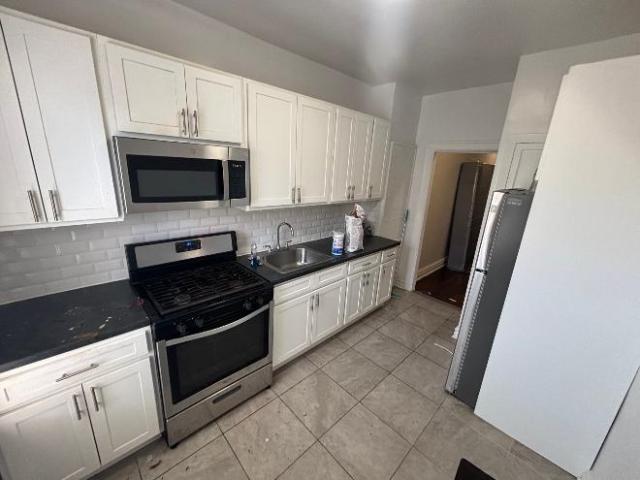1 Br, 1 bath, Condo 115 Fairview Ave