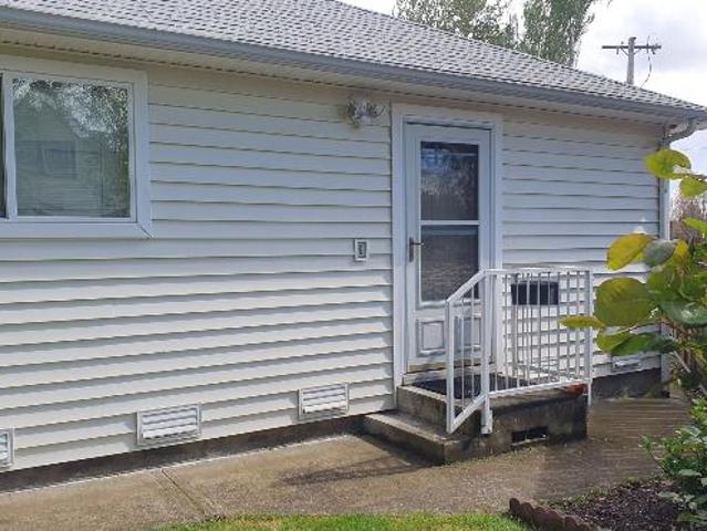 Studio, 1 bath, Condo 11695 SW Greenburg Rd
