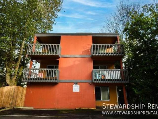 1 Br, 1 bath, Condo 1161 Mill Street