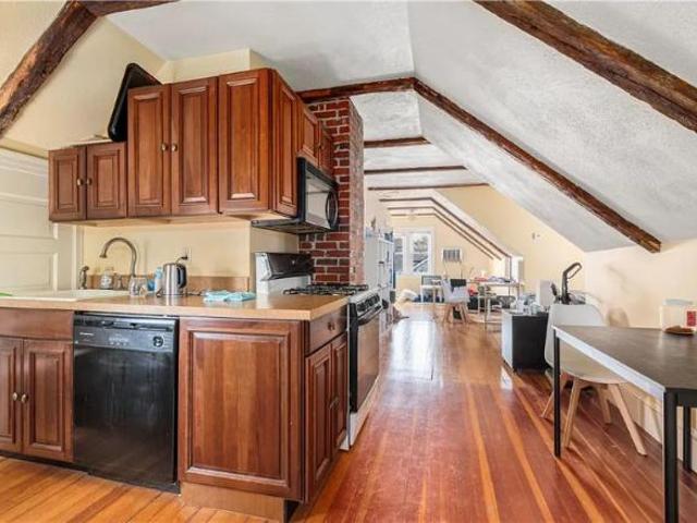 1 Br, 1 bath, Condo 117 Elmgrove Ave