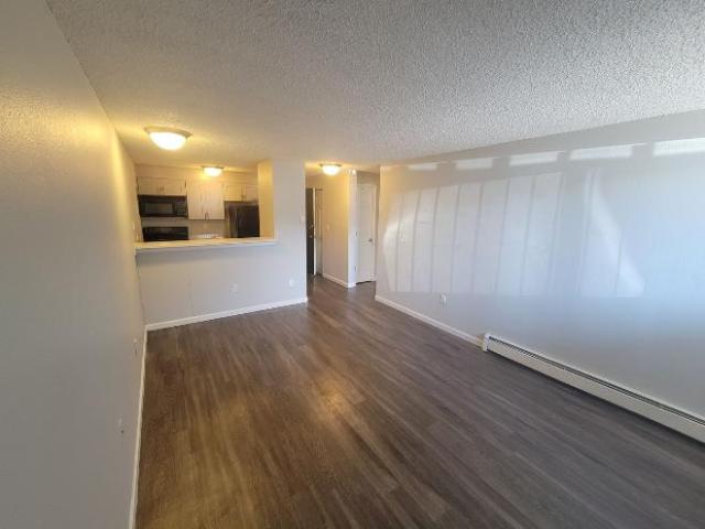 1 Br, 1 bath, Condo 11852 E 16th Ave