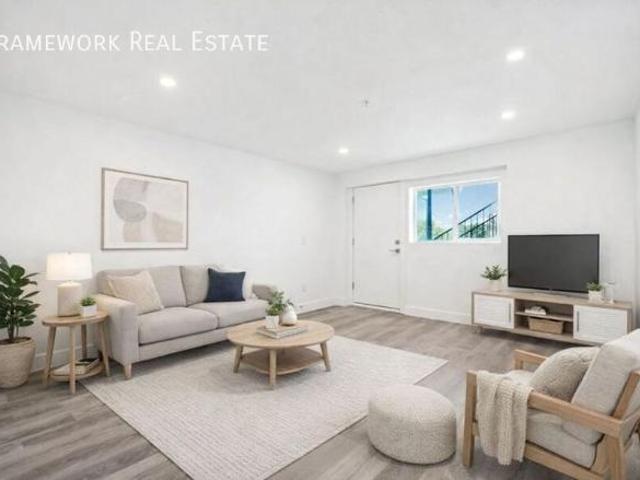 1 Br, 1 bath, Condo 11800 E Colfax Ave