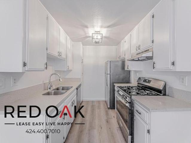 1 Br, 1 bath, Condo 11817 Victory Blvd