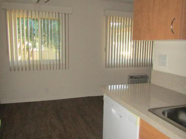 1 Br, 1 bath, Condo 1181 E Hollyvale Street