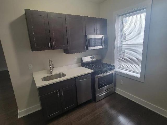1 Br, 1 bath, Condo 11 Seymour St