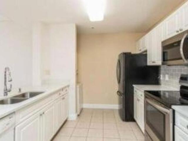 1 Br, 1 bath, Condo 1200 Town Center Drive
