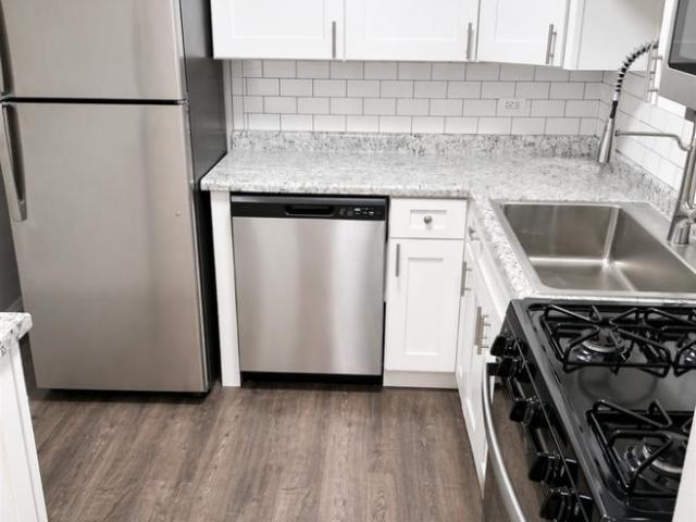 1 Br, 1 bath, Condo 12151 S Western Ave
